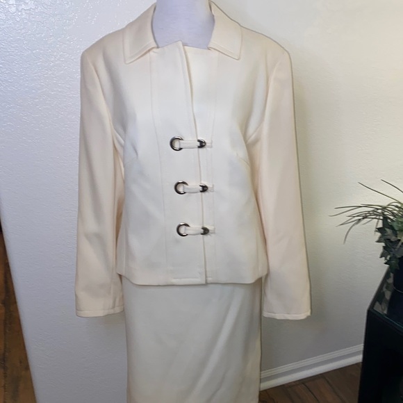 Escada | Jackets & Coats | Escada Wool Cream 2 Piece Suit | Poshmark